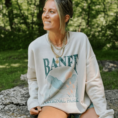 Banff National Park Sweatshirt – Mountain Moverz